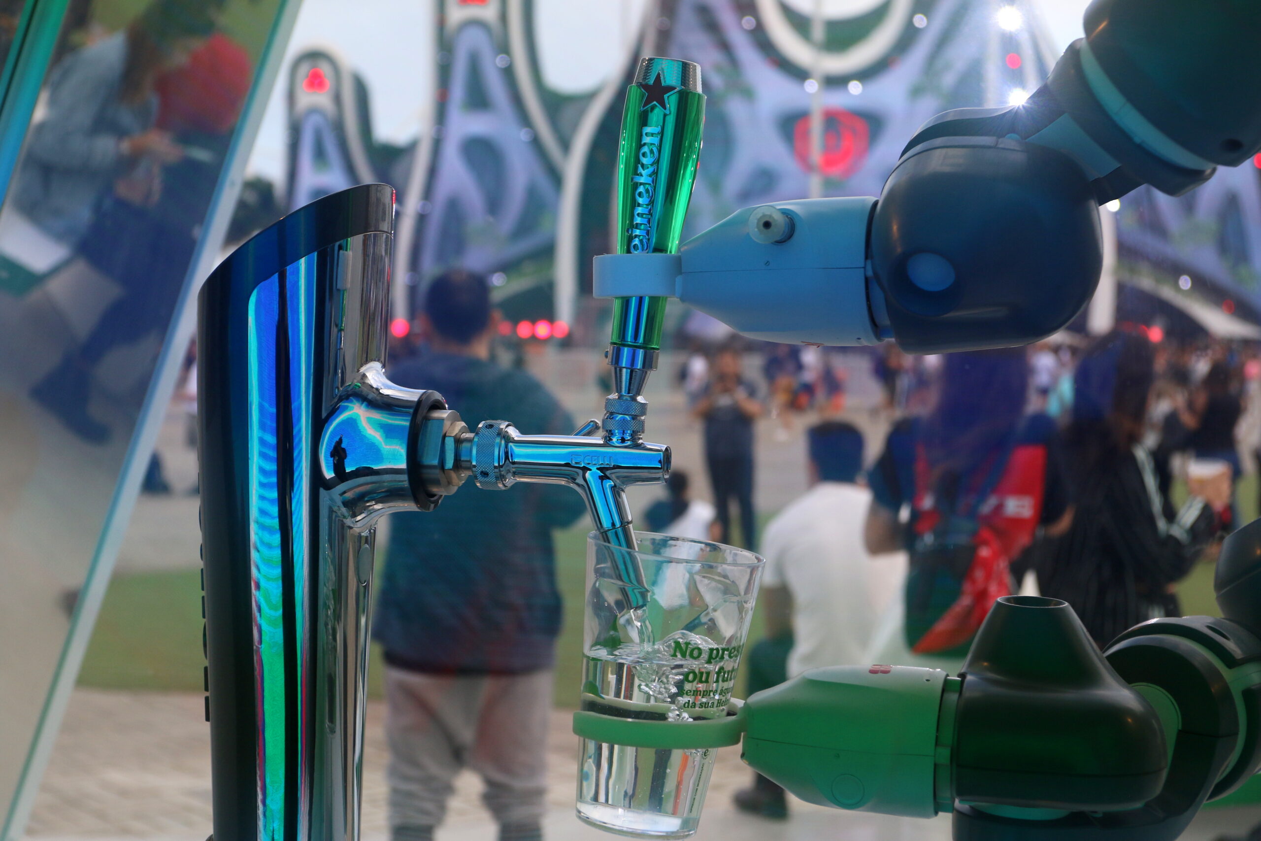 Bebida alcoólica na Cidade do Rock? Só tem chope no Rock in Rio ...
