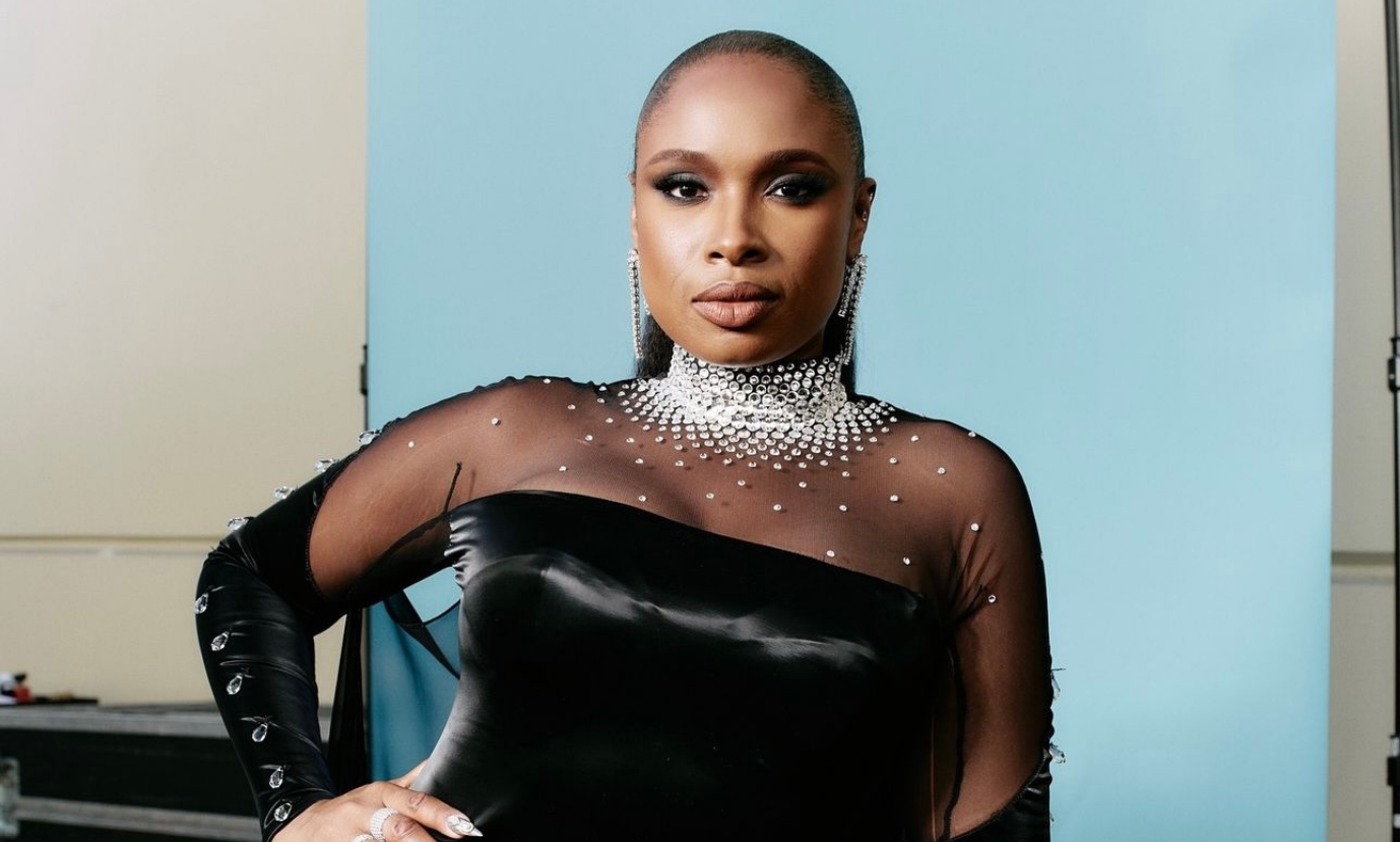 A linda homenagem de Jennifer Hudson para Whitney Houston nos 50 anos ...